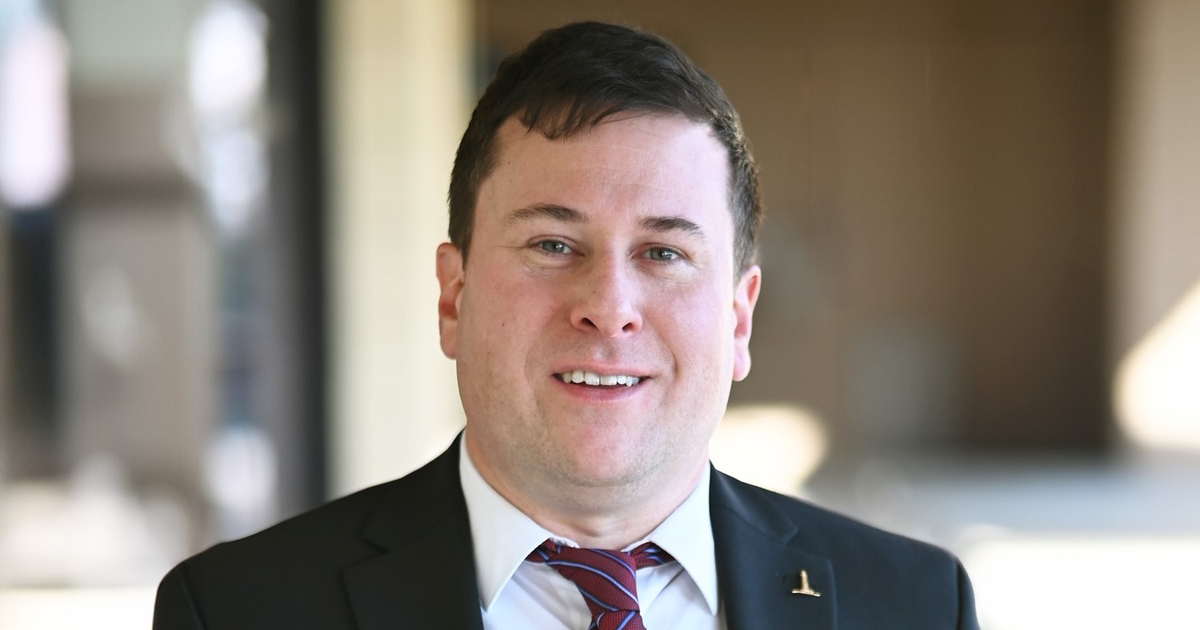 Kort om Phillip W. Magness