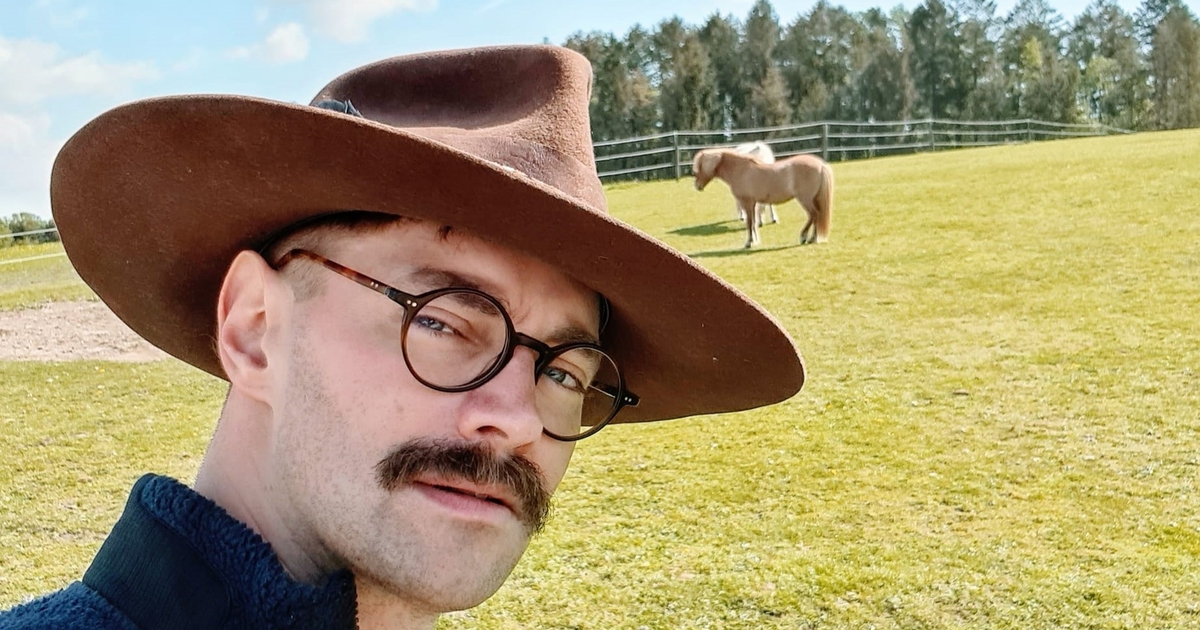 Der er et yndigt land - hvis man kigger sig for