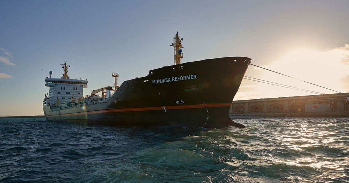 Dansk skib bidrager til redning af 20 søfolk fra pirater