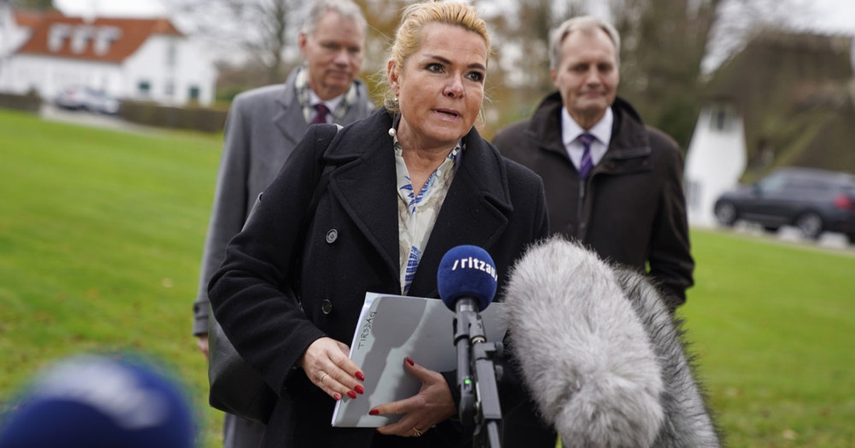 Støjberg langer ud efter Ellemann: Vælger Mette F. over blå blok